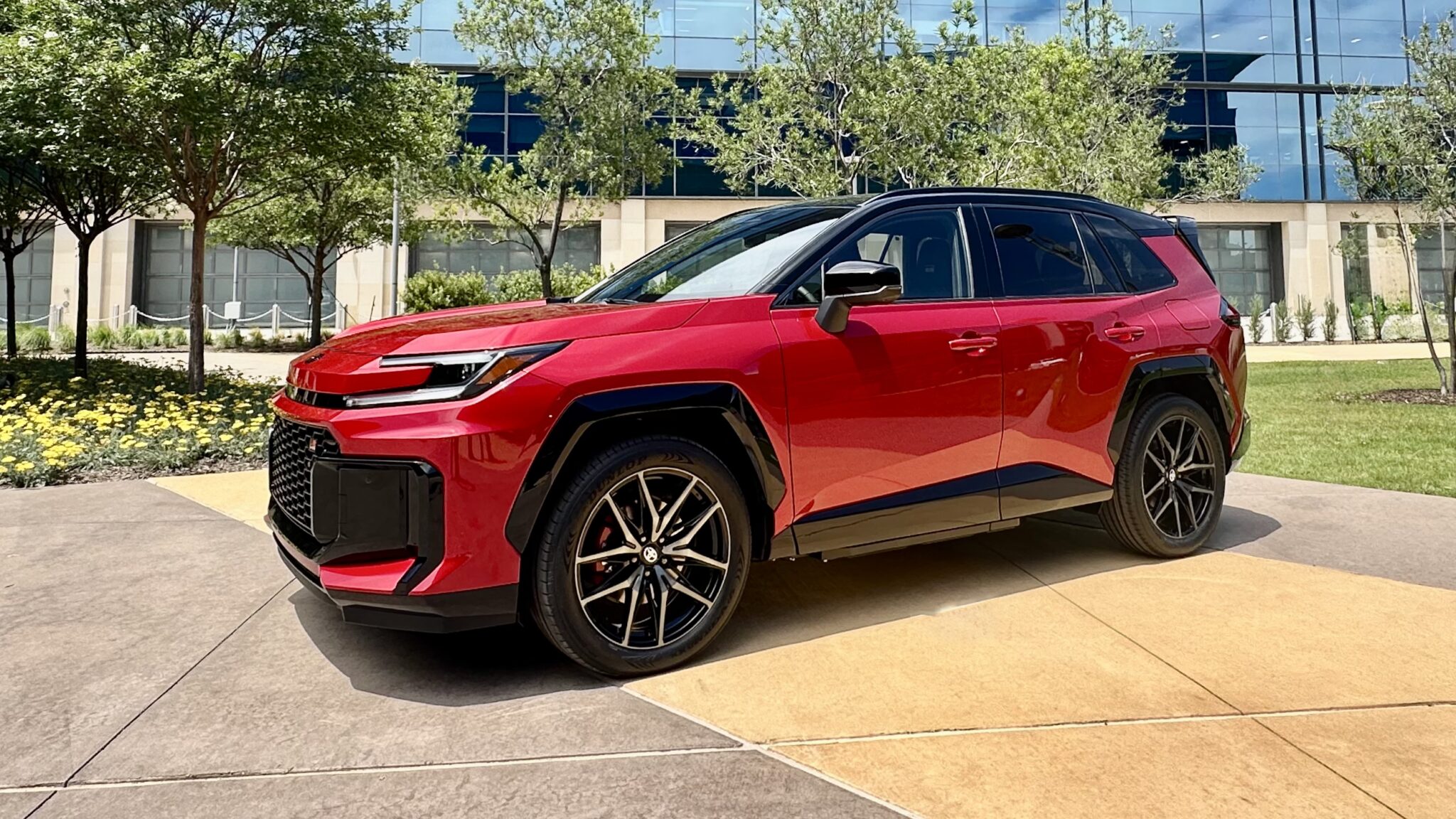 2026 RAV4 Gets New Look, Extensive Updates, Goes All-Electrified - The ...